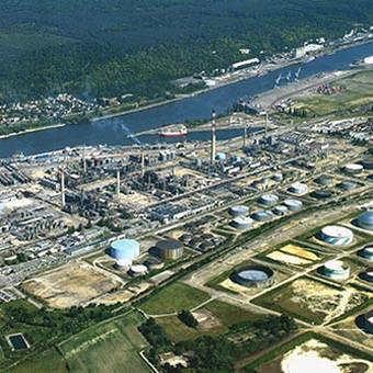 Bollore Energy : logistique et distribution pétrolière en France, en ...